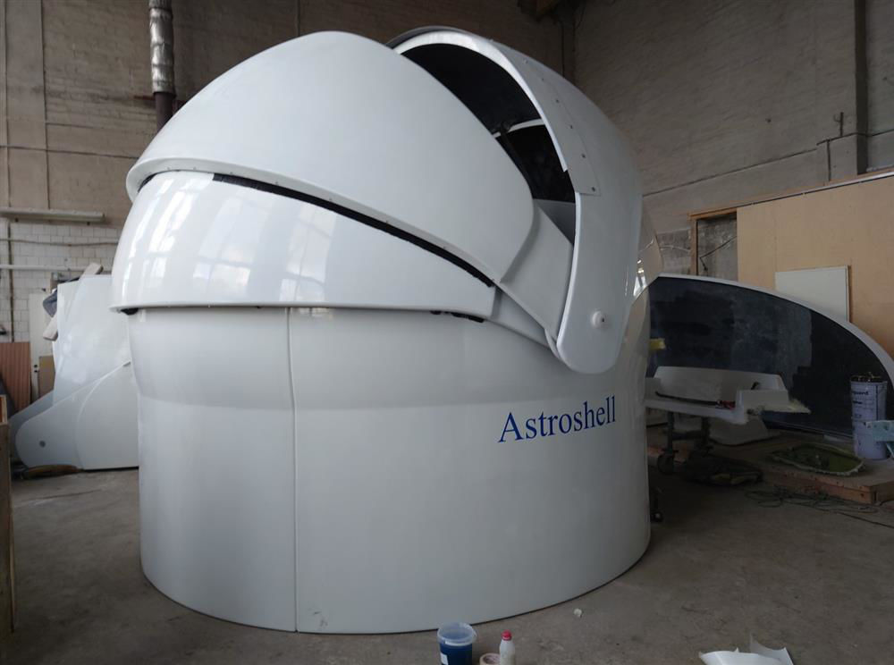 APM Telescopes. APM builds 4.25 metre clamshell dome on the roof of the ...